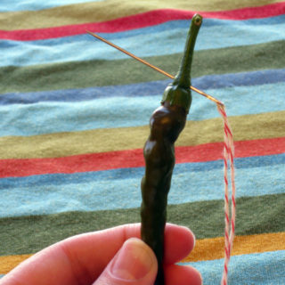 Pretty & practical: Stringing hot peppers - Rosy Blu